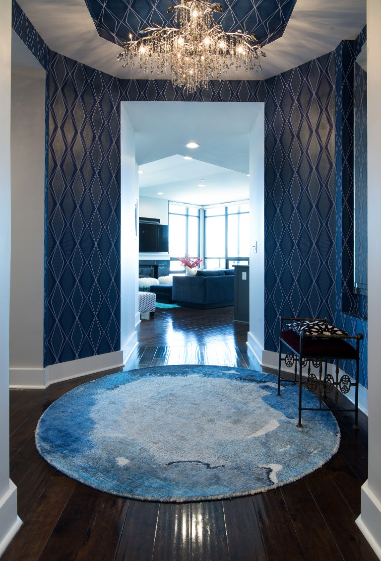 Color Crush! A Luxury Condo gets Energized with a Bold and Confident ...